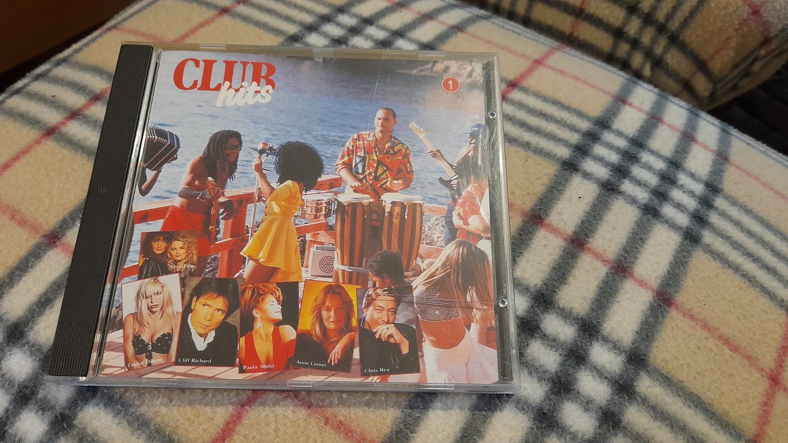 Club hits 1 - 1990
