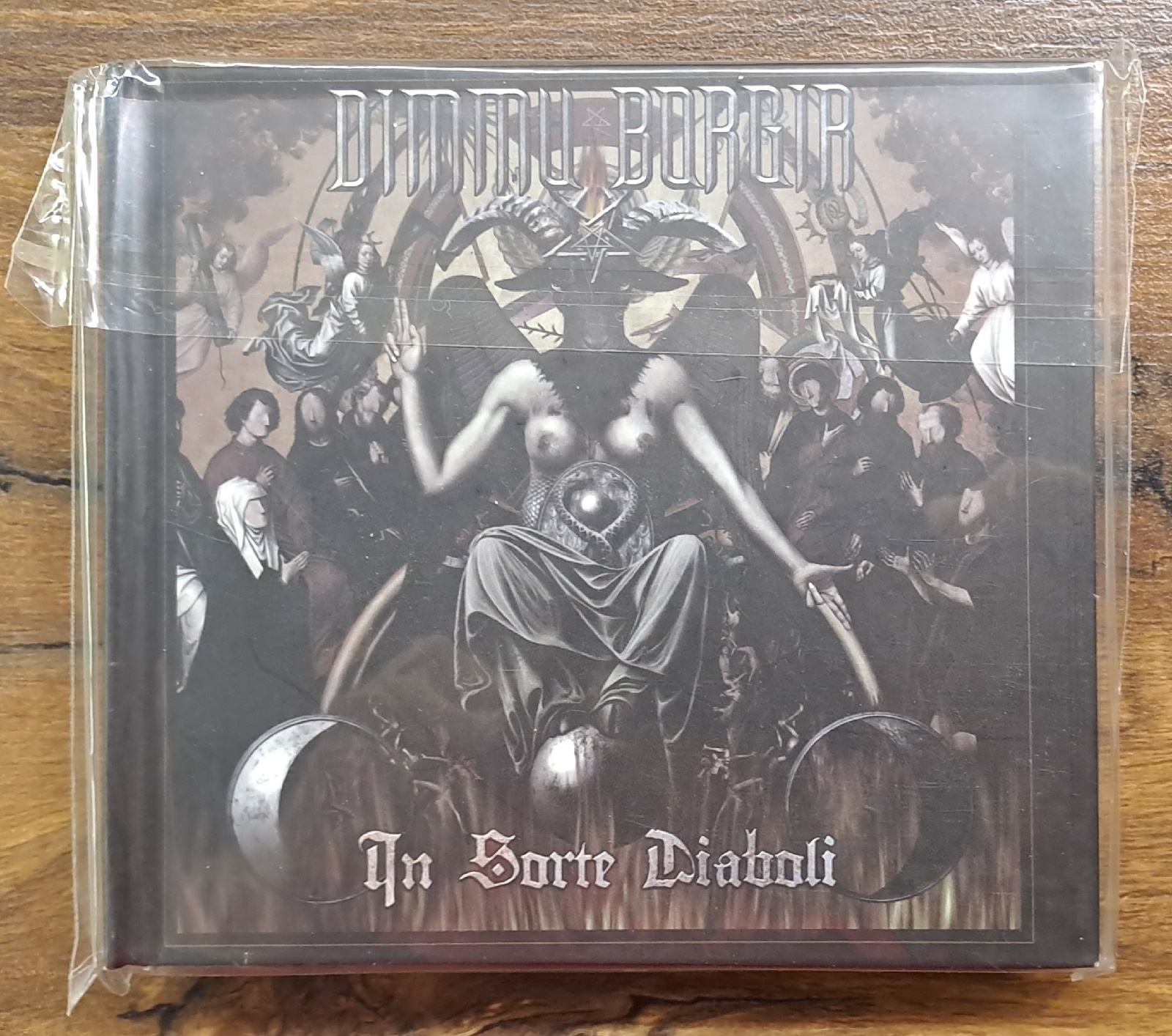 Dimmu Borgir - In Sorte Diaboli