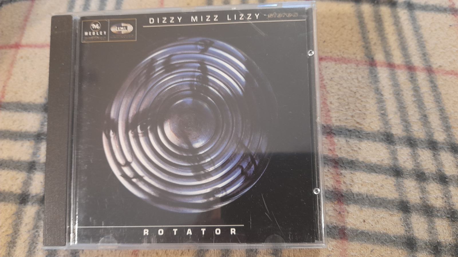 Dizzy Mizz Lizzy