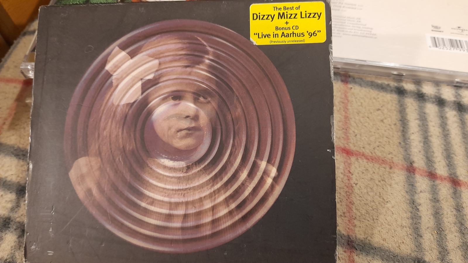 Dizzy mizz lizzy