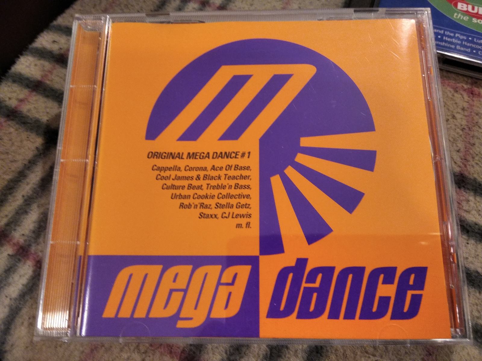 Mega dance
