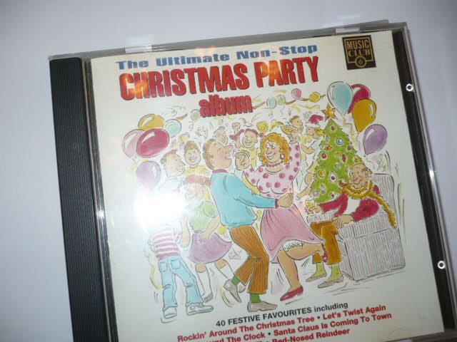THE Ultimate NON-STOP CHRISTMAS PARTY album - 40 FESTIVE FAVOURITES
