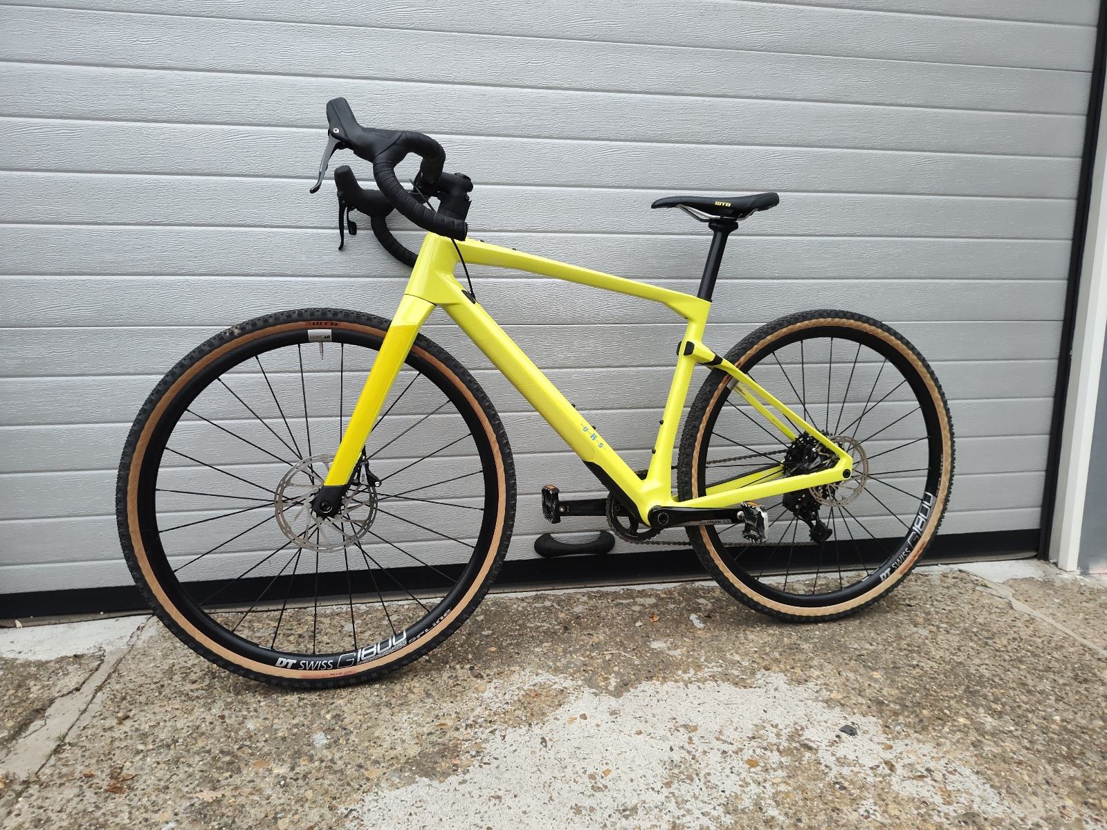 BMC URS Yellow Lambo ,Gravel, M size