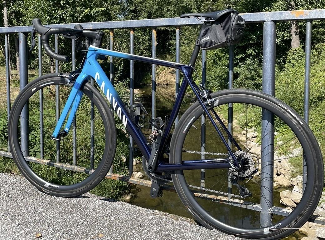 CANYON Ultimate CF SL 8.0 2020 Movistar Blue