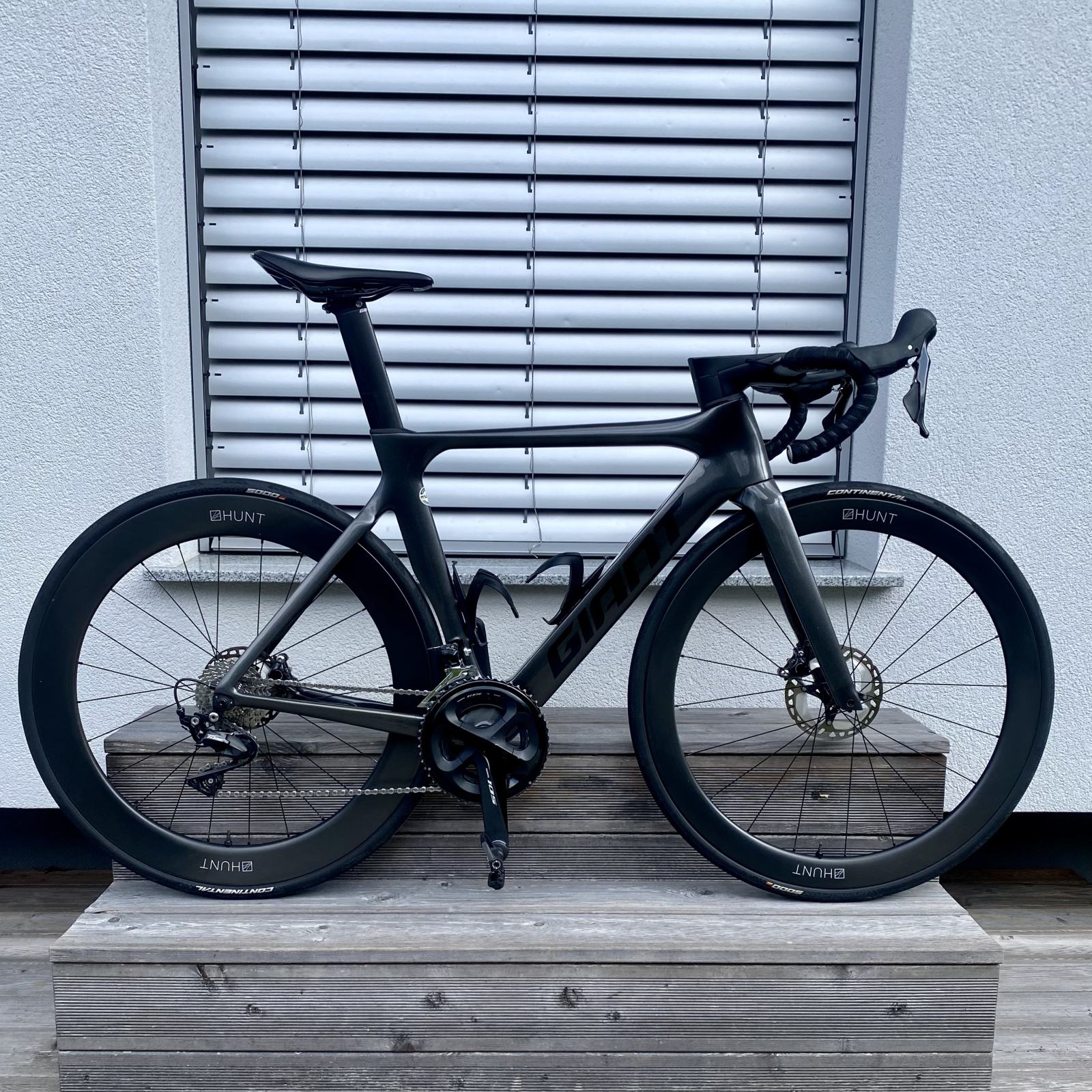 Cestno kolo Giant Propel + HUNT obroči + Powermeter