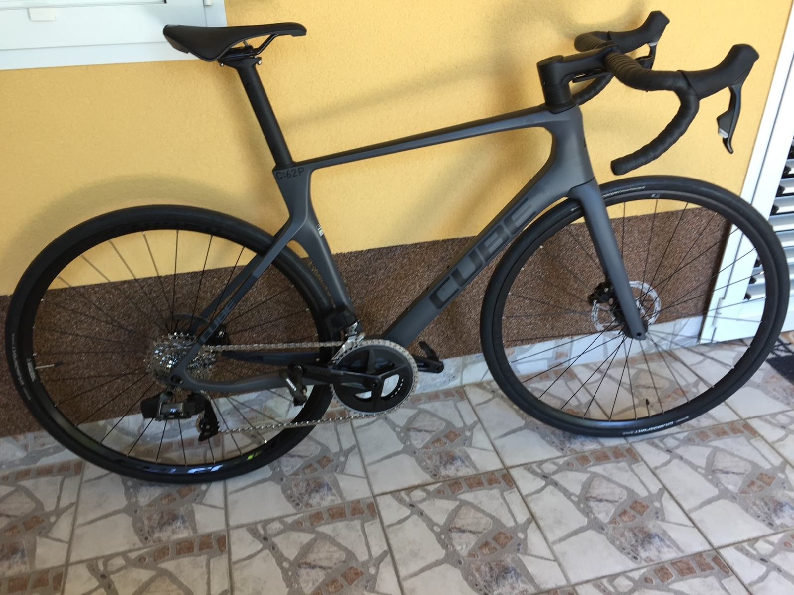 CUBE AGREE C62 PRO (56 cm)