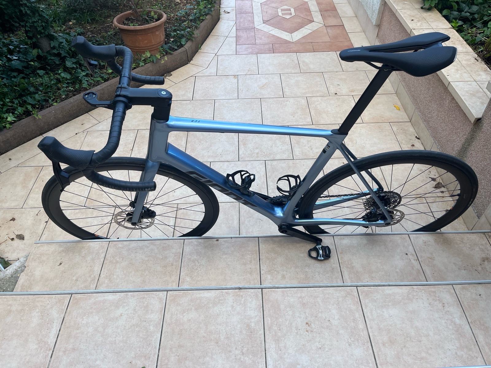 GIANT TCR Advanced 0-AXS L velicina 2025