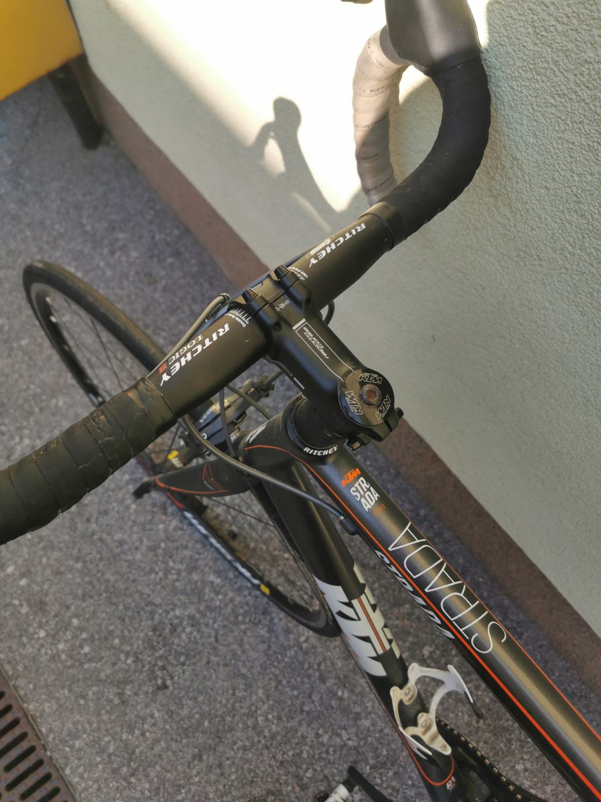 KTM cestovni bicikl - Strada 3000 - full ultegra