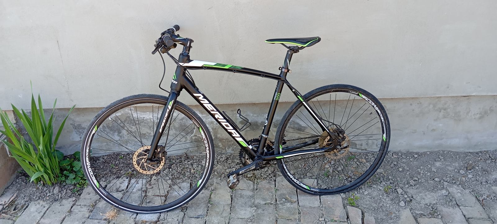 Merida Speeder 300 Pro bicikl