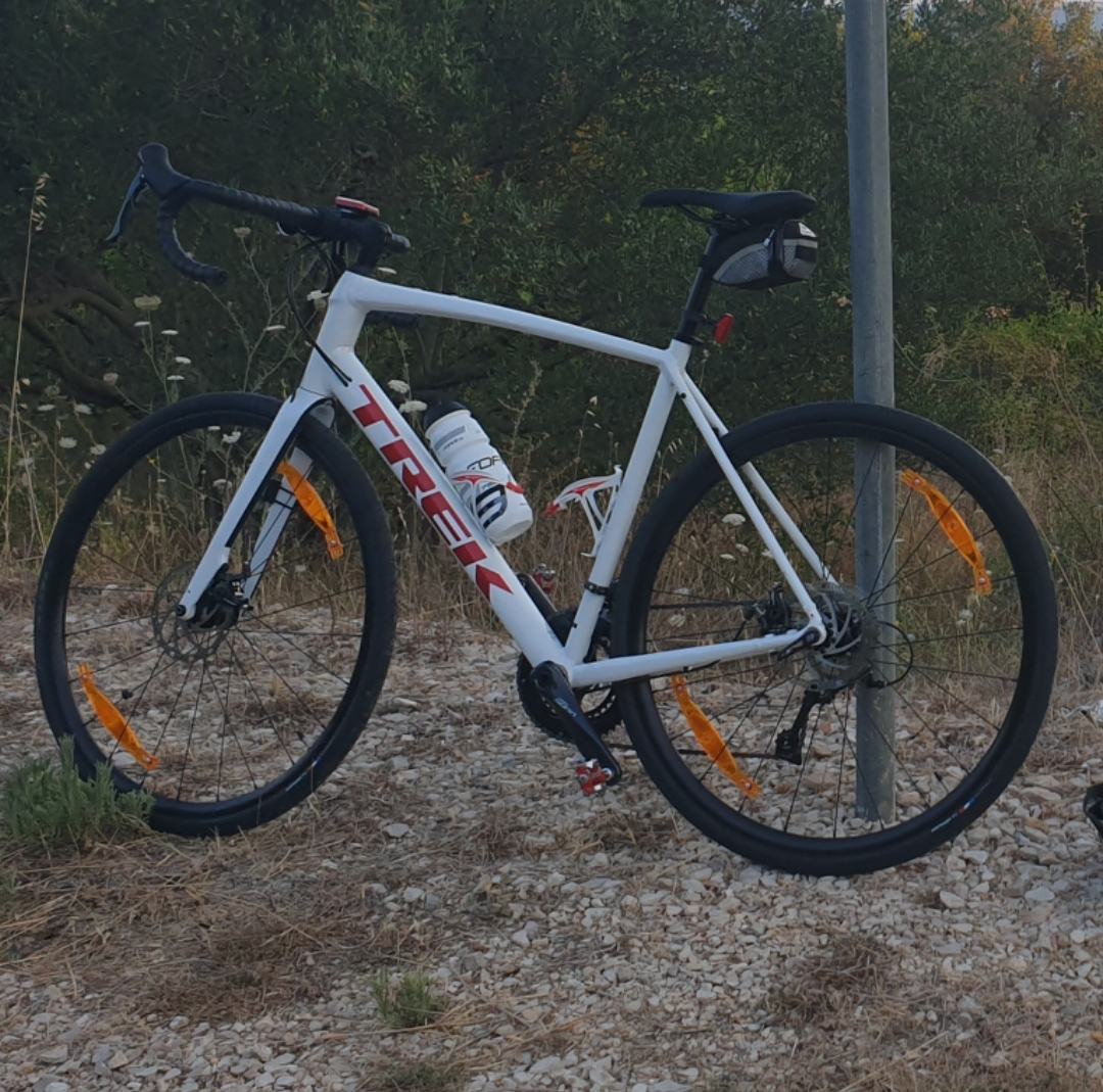 Odlican TREK star 2mj.GARANCIJA,RACUN