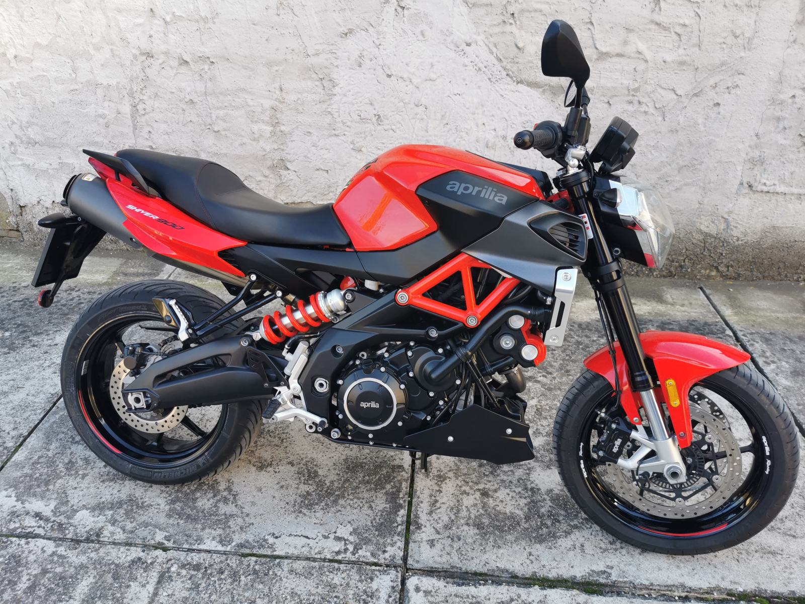 Aprilia SHIVER 900 900 cm3, 2019 god.