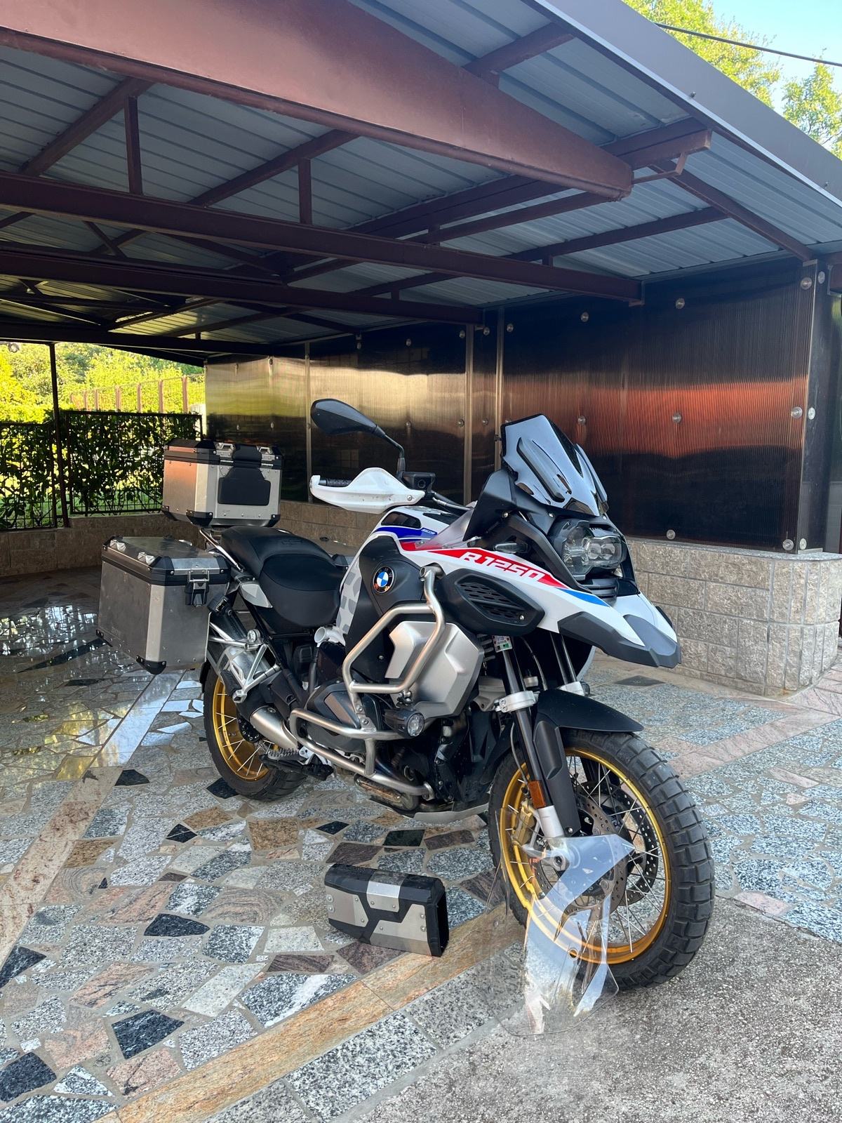 BMW Gs 1250 adventure 1250 cm3, 2021 god.