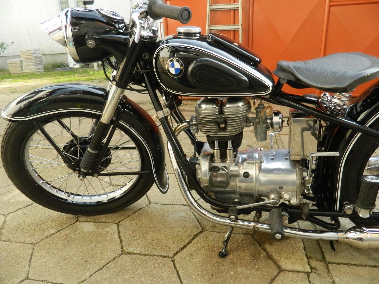 BMW R 25 250 cm3, 1951 god.
