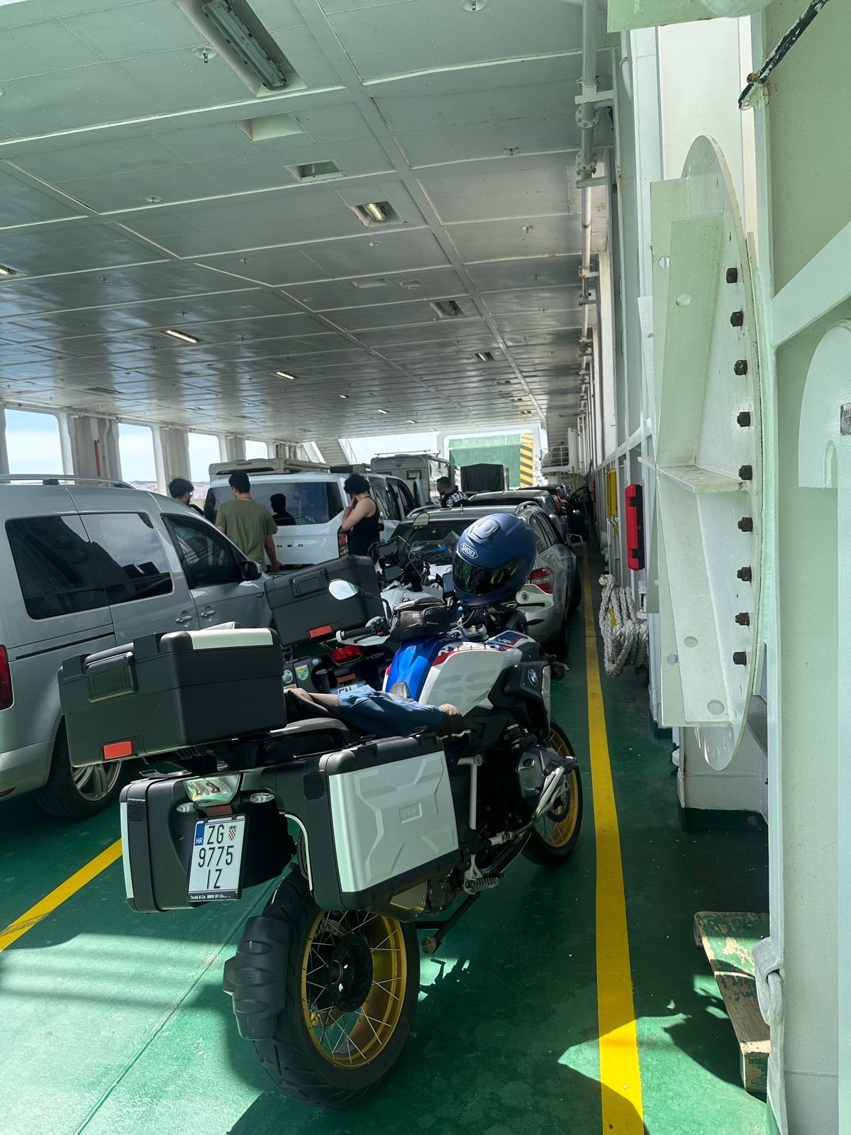 BMW R1250GS hp 1250 cm3, 2019 god.