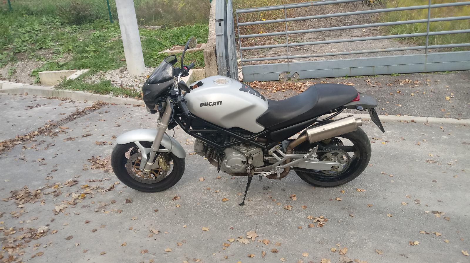 Ducati Monster 620ie 618 cm3, 2004 god.