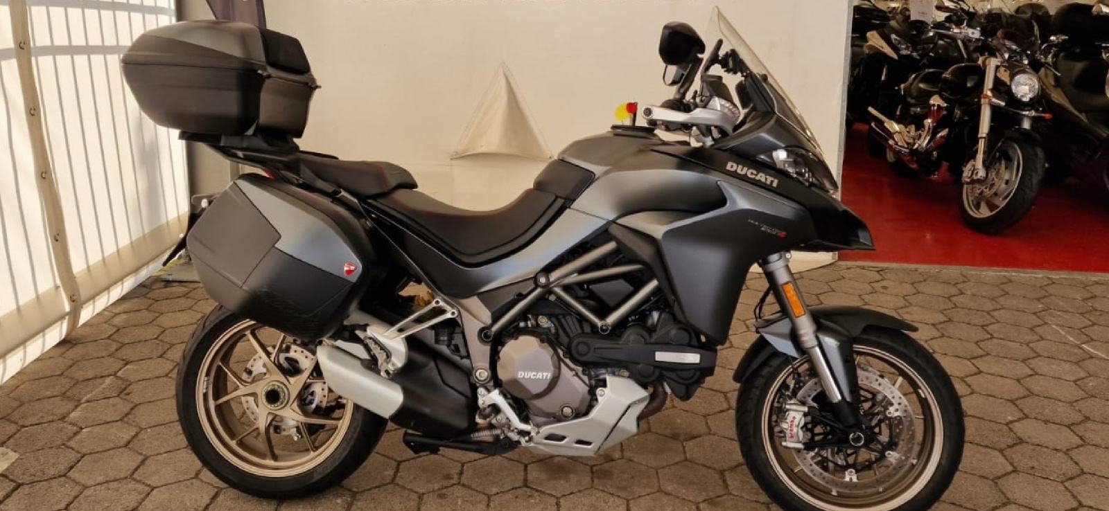 Ducati MULTISTRADA 1200 S ABS TC 1262 cm3, S GARANCIJOM, 2018 god.