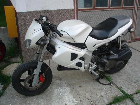 Gilera DNA 180 cm3, 2004 god.