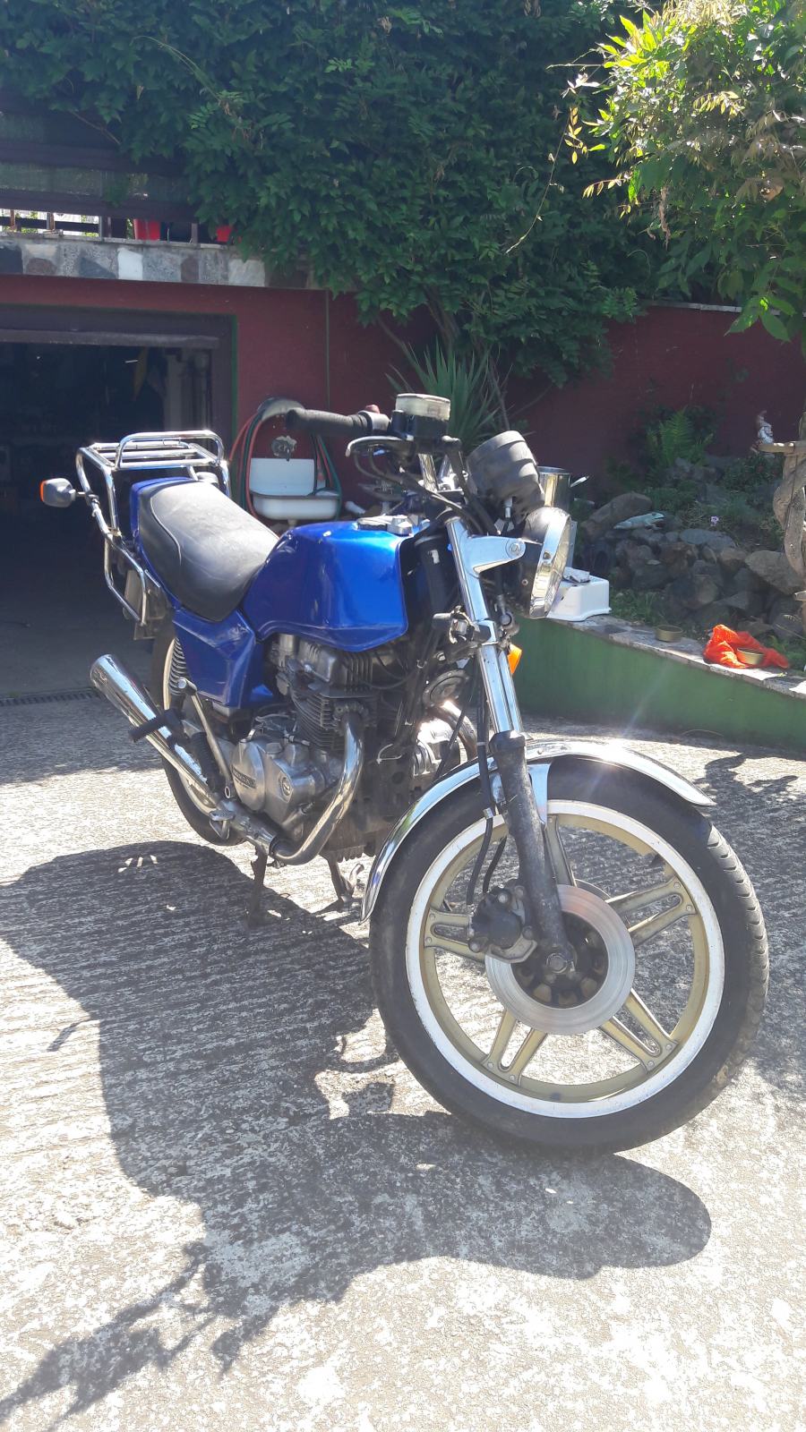 Honda 400N 400 cm3, 1982 god.