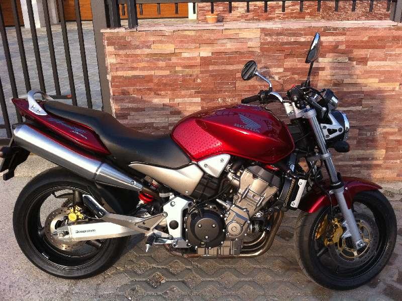 Honda Hornet 900, 2005 god.