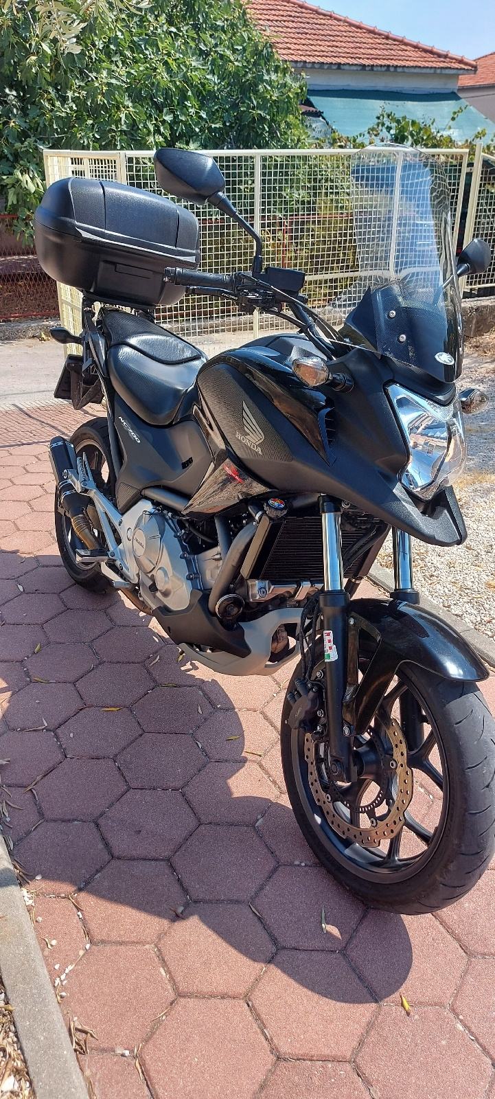 Honda Nc 700xa 700 cm3, 2012 god.