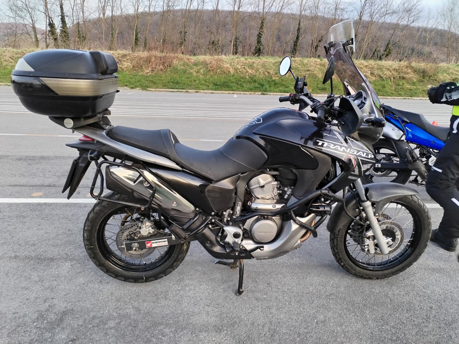 Honda Transalp xl 700 v 680 cm3, 2010 god.