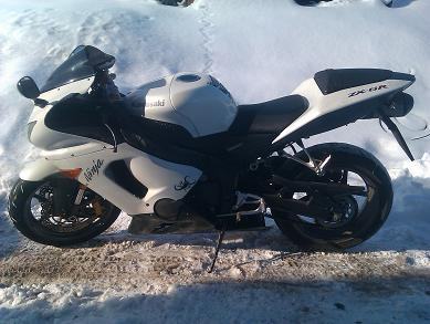 Kawasaki 636 ninja 636 cm3 HITNO, 2005 god.