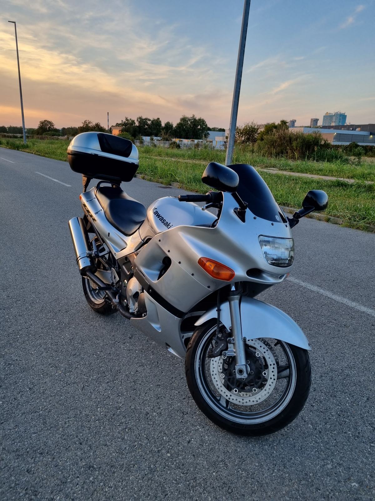 Kawasaki Zzr 600, 2005. God, 2005 god.