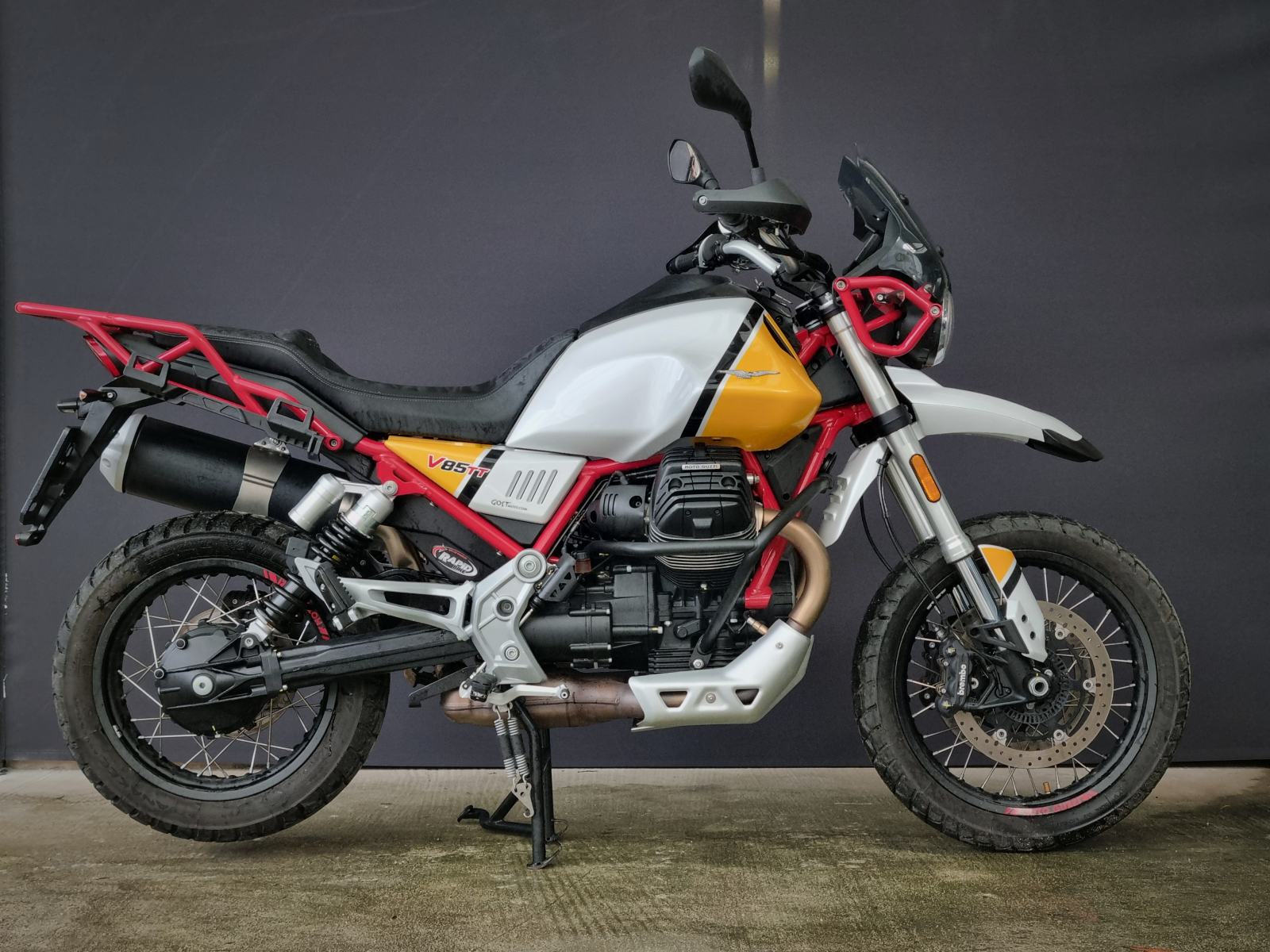 Moto Guzzi V85TT EVOCATIVE GRAPHICS, 2021 god.