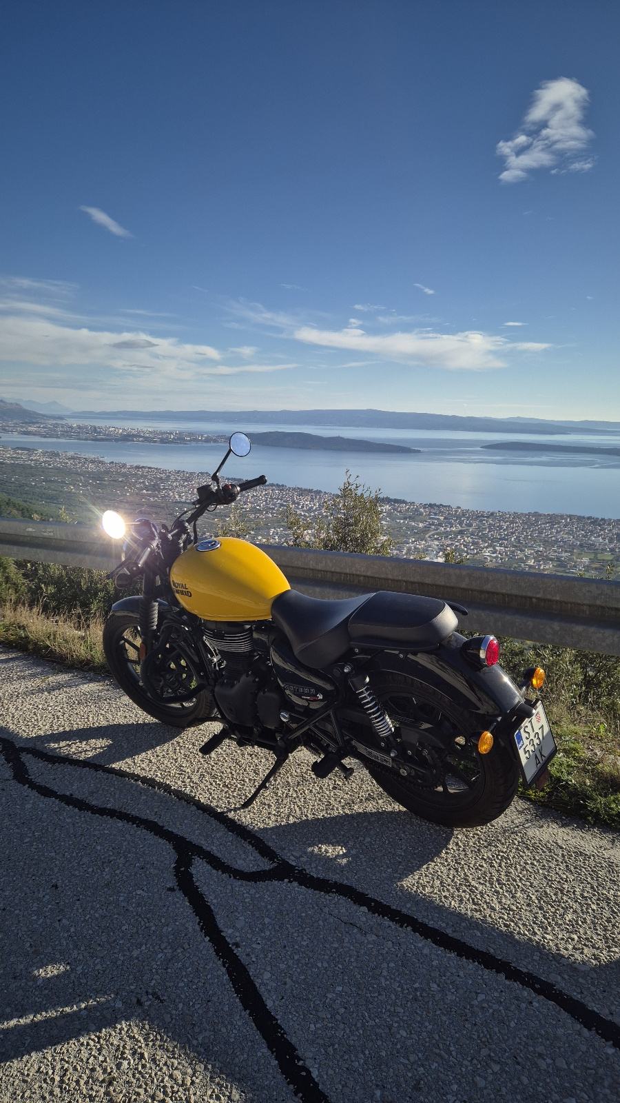 Royal Enfield Meteor 350 cm3, 2021 god.