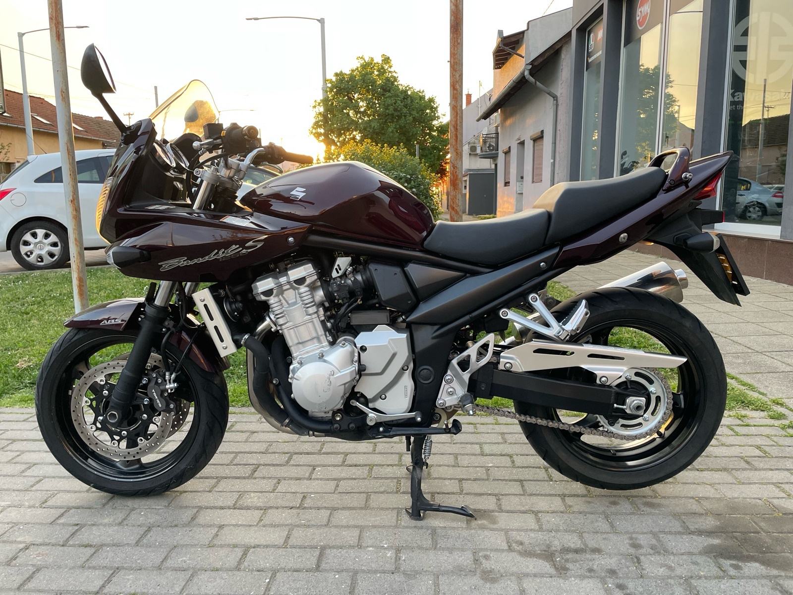 Suzuki GSF 1250 Bandit, 2010 god.