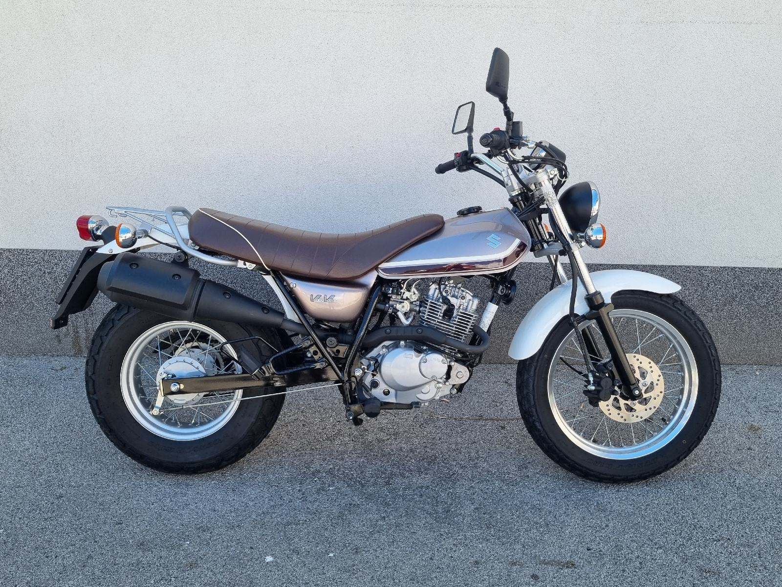 Suzuki RV 125 VAN VAN, 2011 god.