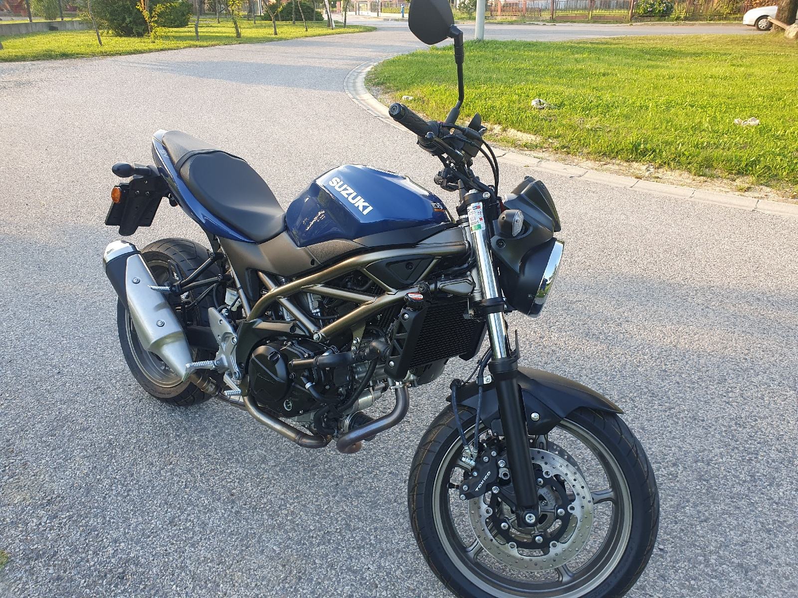 Suzuki SV650 ABS 645 cm3, 2023 god.
