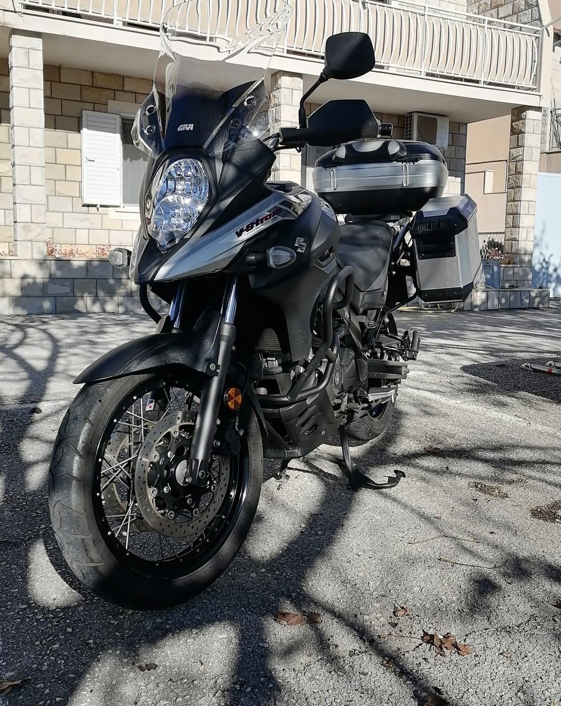 Suzuki V-Strom 650 650 cm3, 2017 god.
