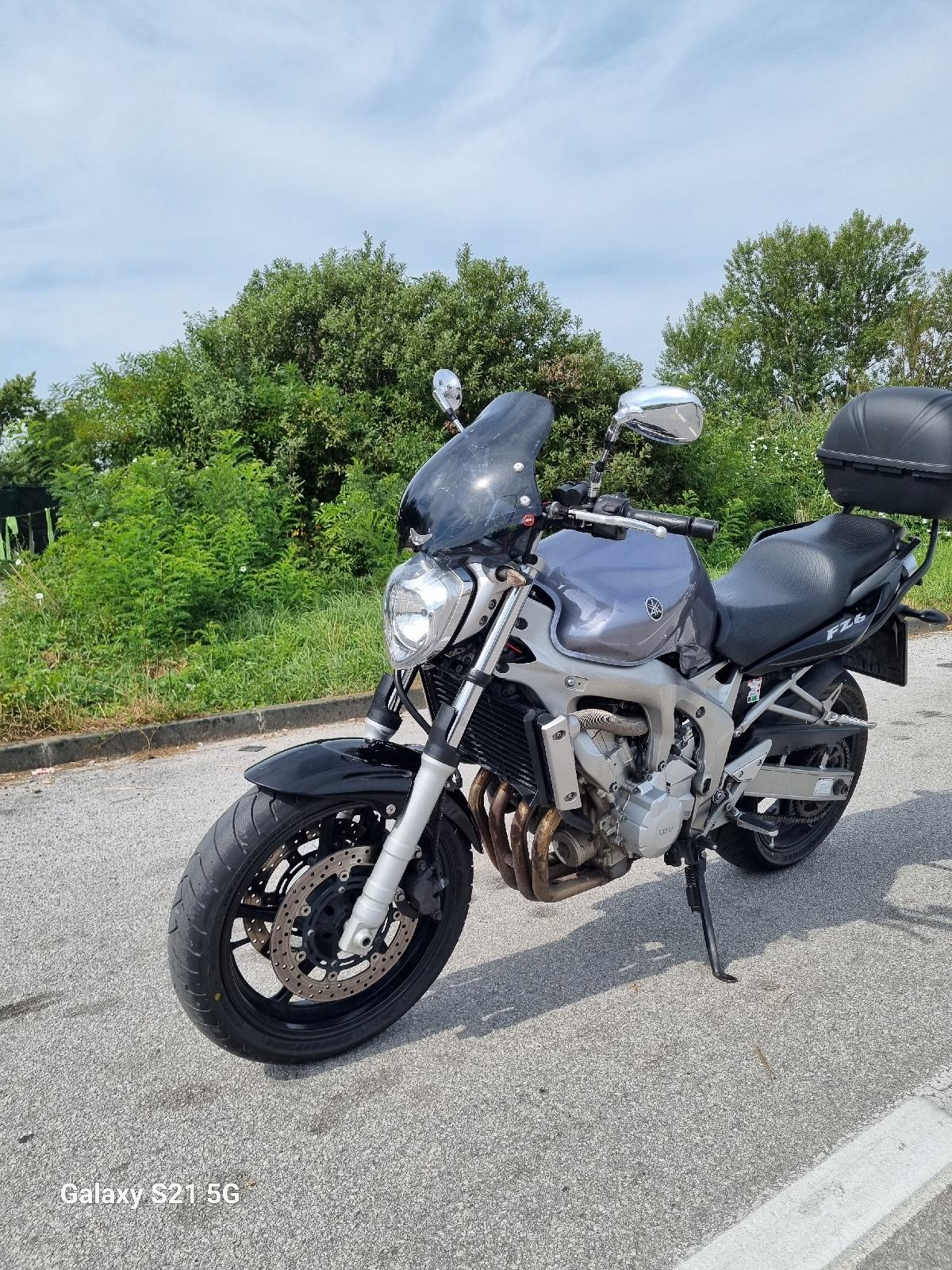 Yamaha Fz 600n 600 cm3, 2004 god.