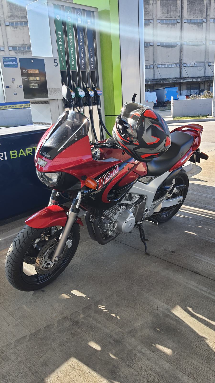 Yamaha TDM 850 4tx 849 cm3, 2000 god.