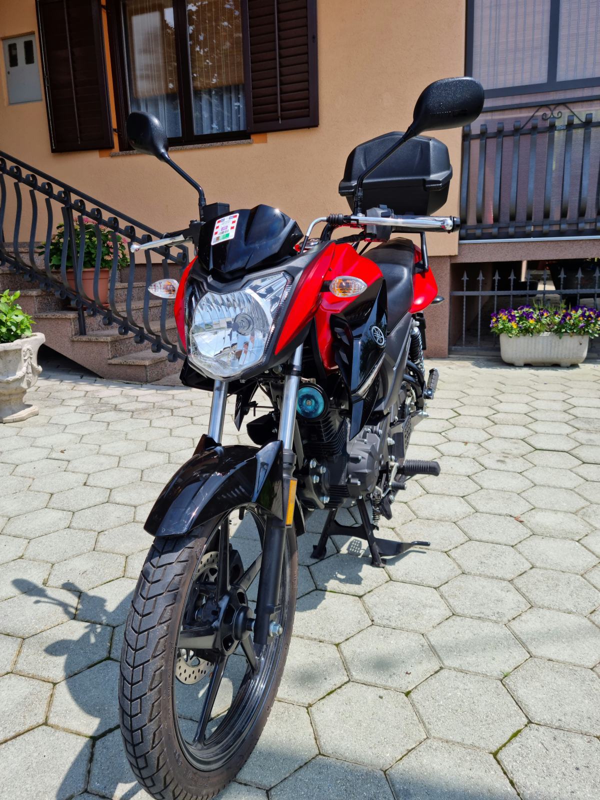 Yamaha YS 125 125 cm3, 2021 god.