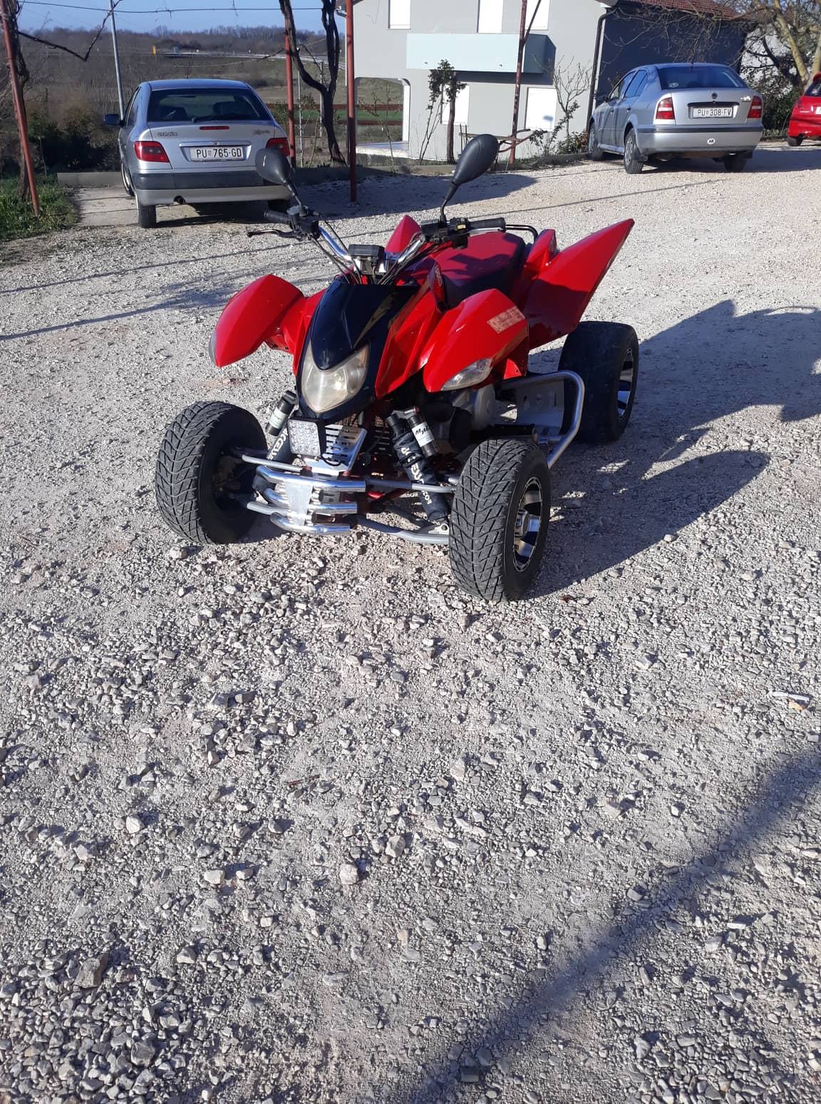 Access Motor Apollo 300 cm3, 2012 god.