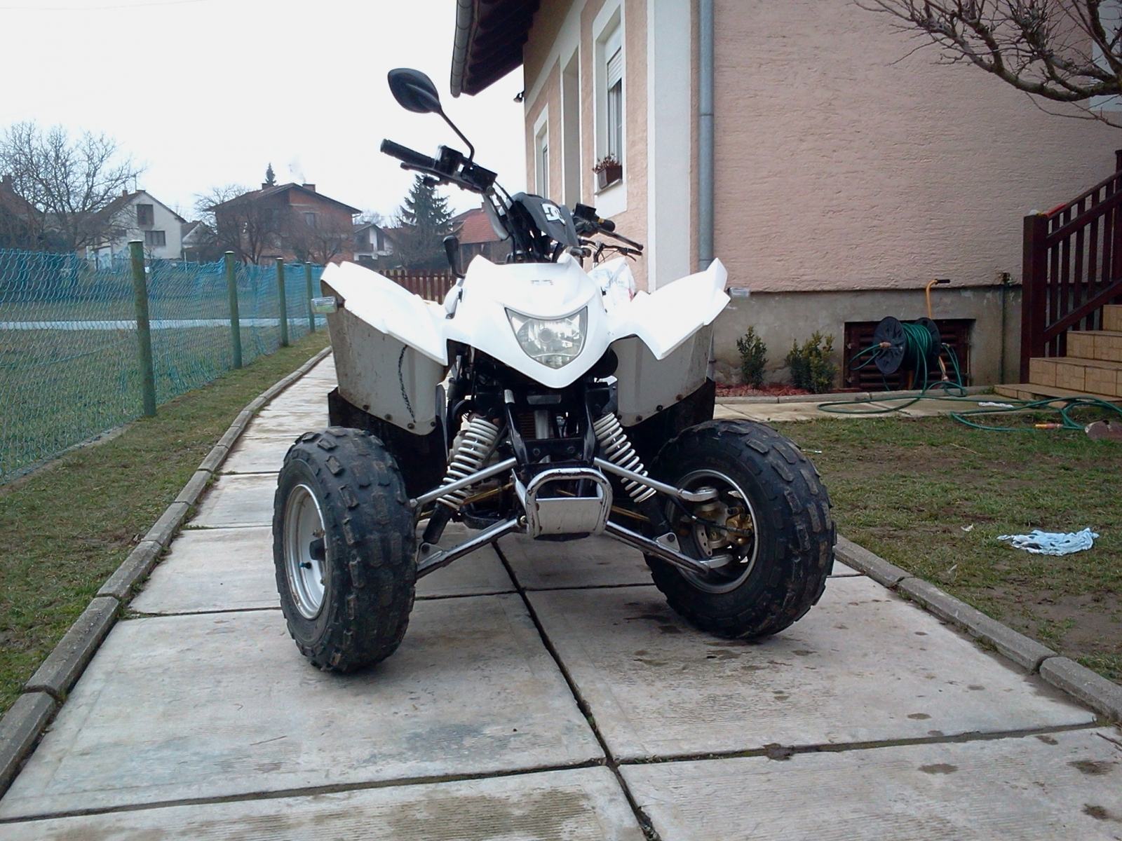 Aeon Cobra 220, 2007 god.