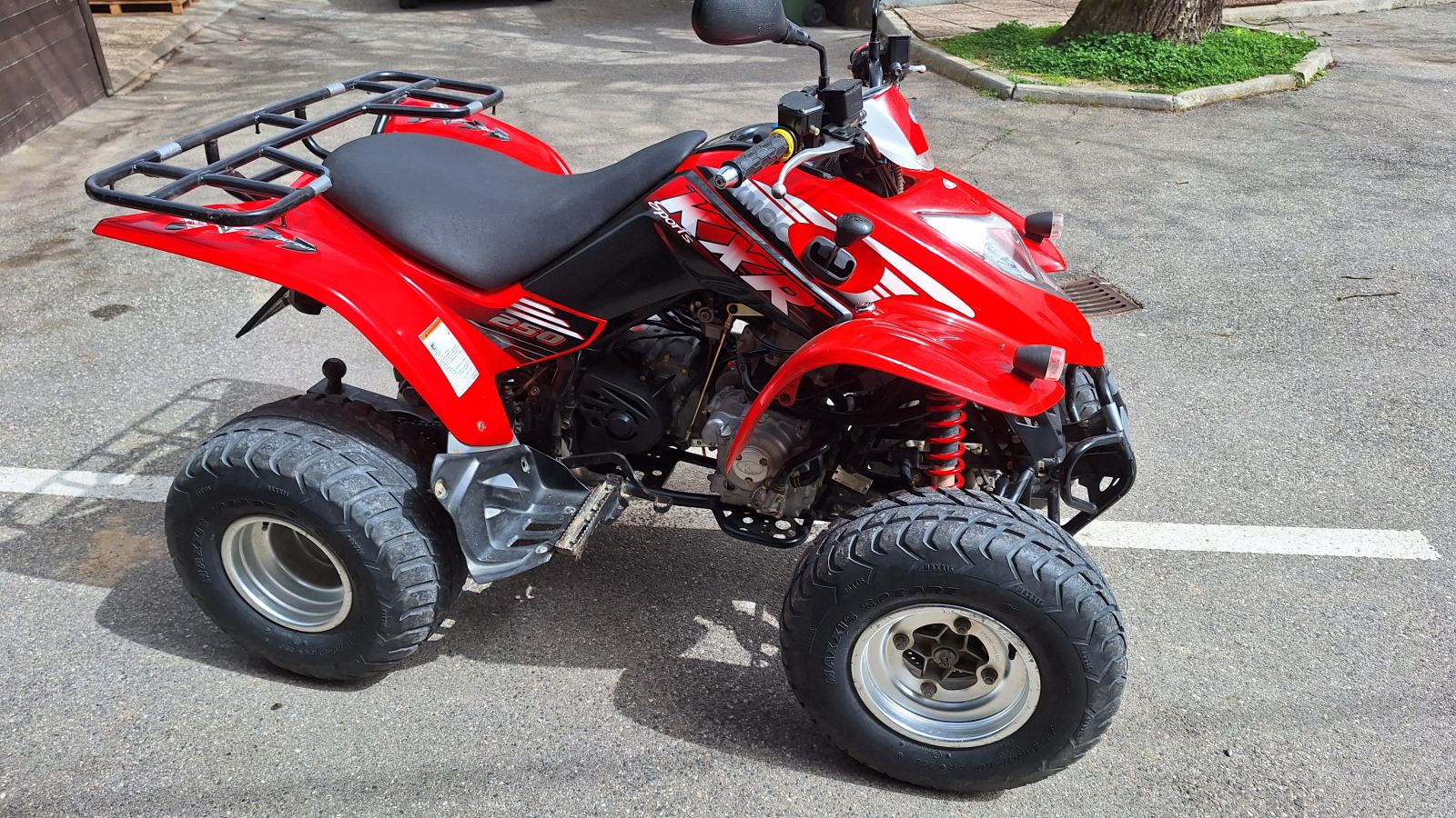 Kymco KXR 250 Sport 250 cm3, 2004 god.