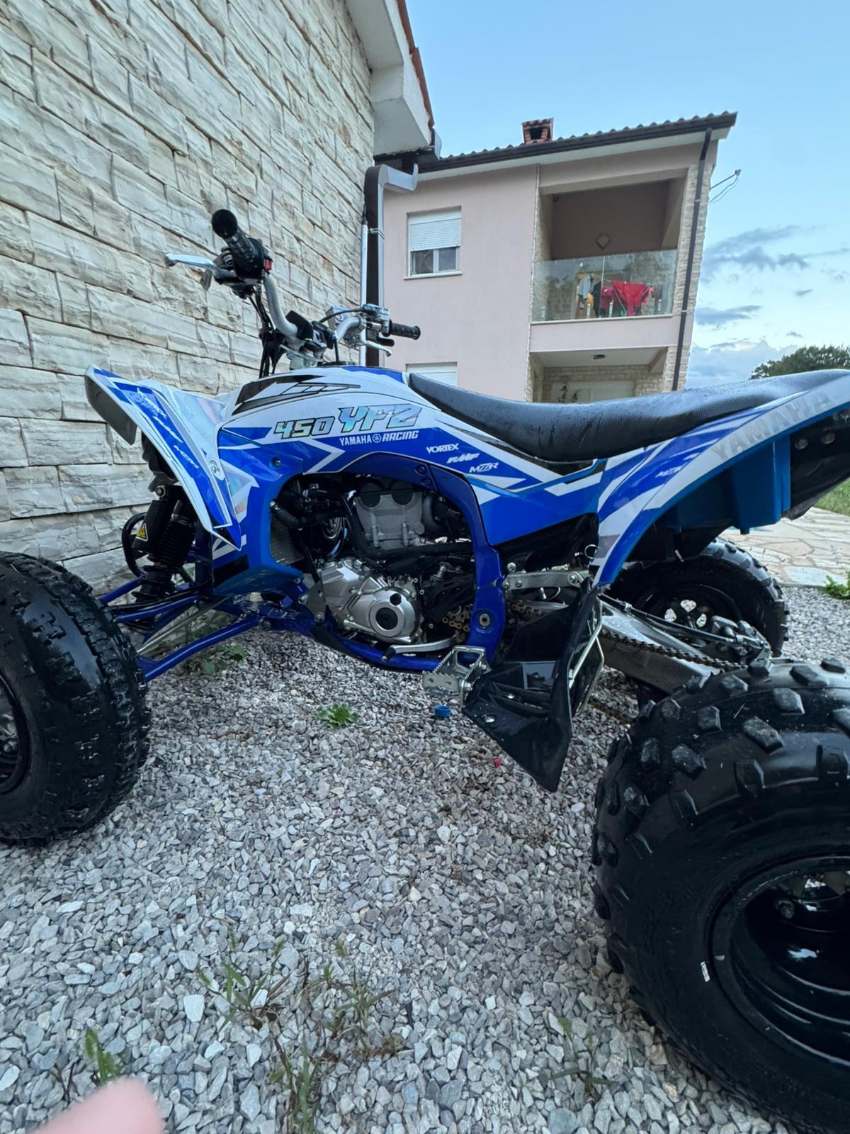 Yamaha Yzf 450 r 450 cm3, 2018 god.