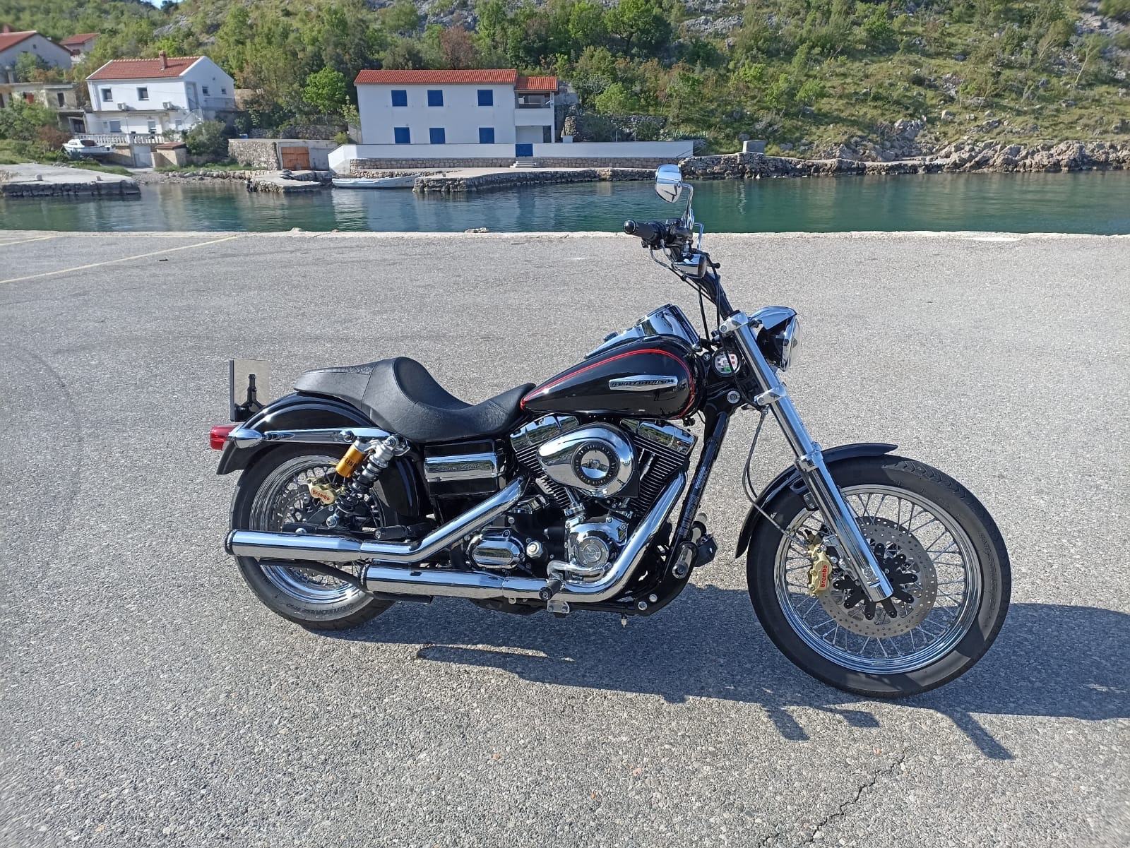 Harley Davidson Dyna 1600 cm3, 2010 god.