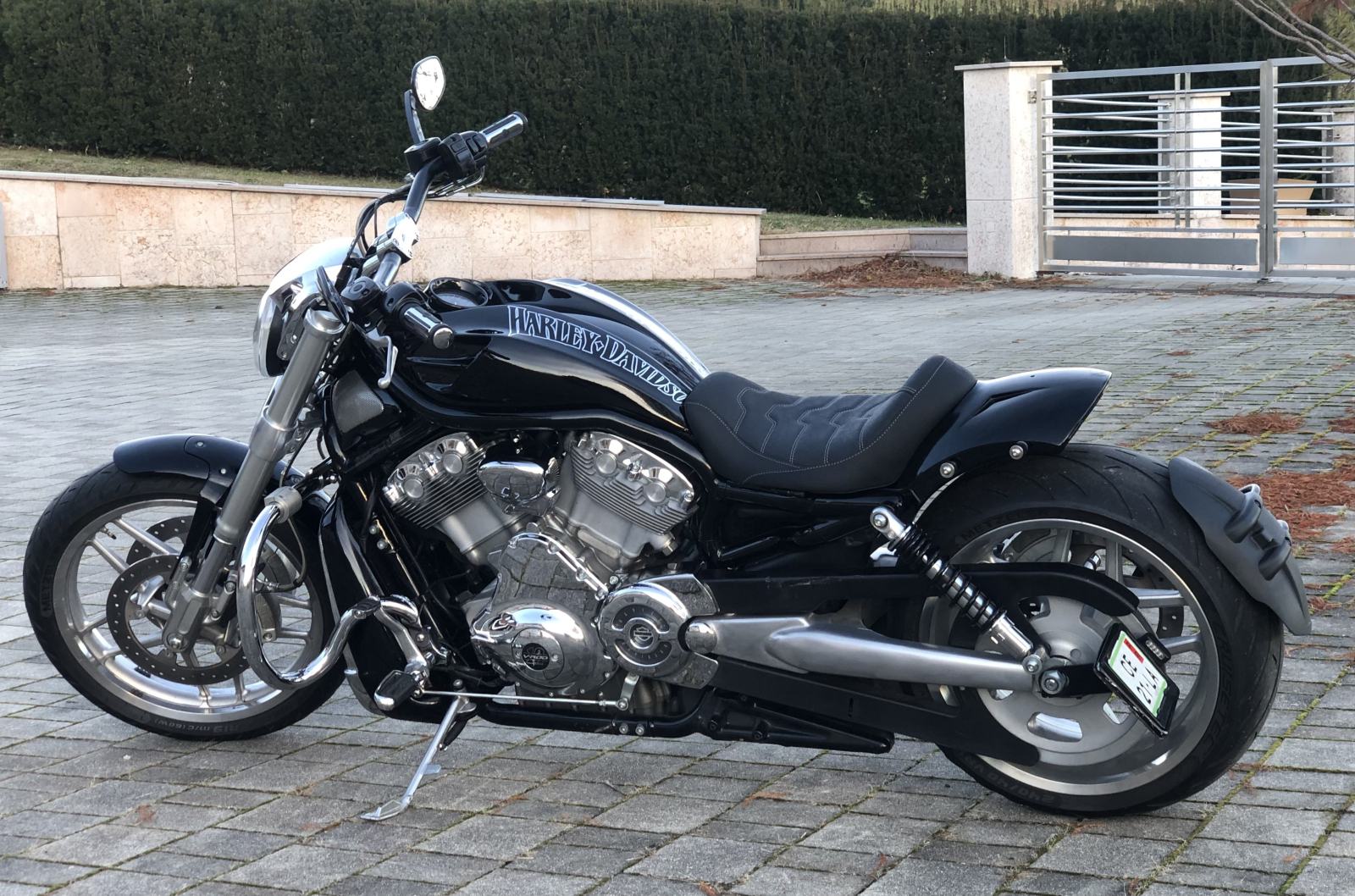 Harley Davidson VRSCDX NIGHT ROD SPECIAL custom 1247 cm3, 2012 god.