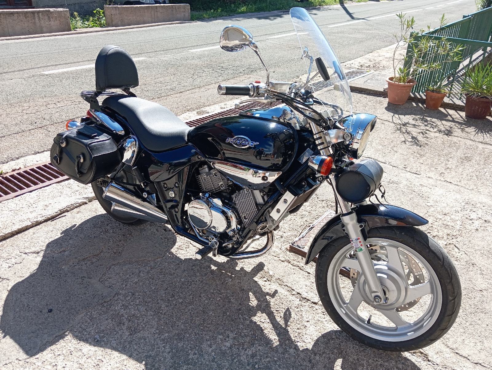 Kymco Venox 250 cm3, 2003 god.