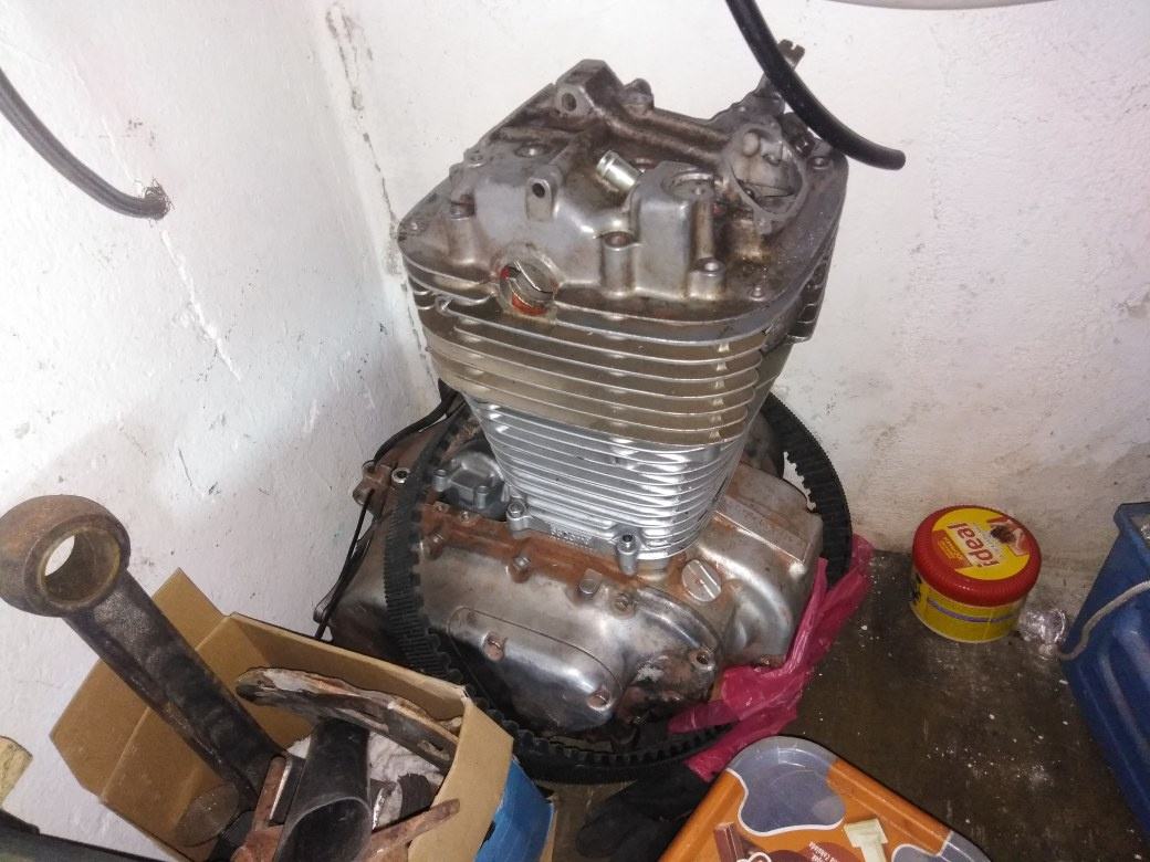 Suzuki 650 cm3, 1994 god.