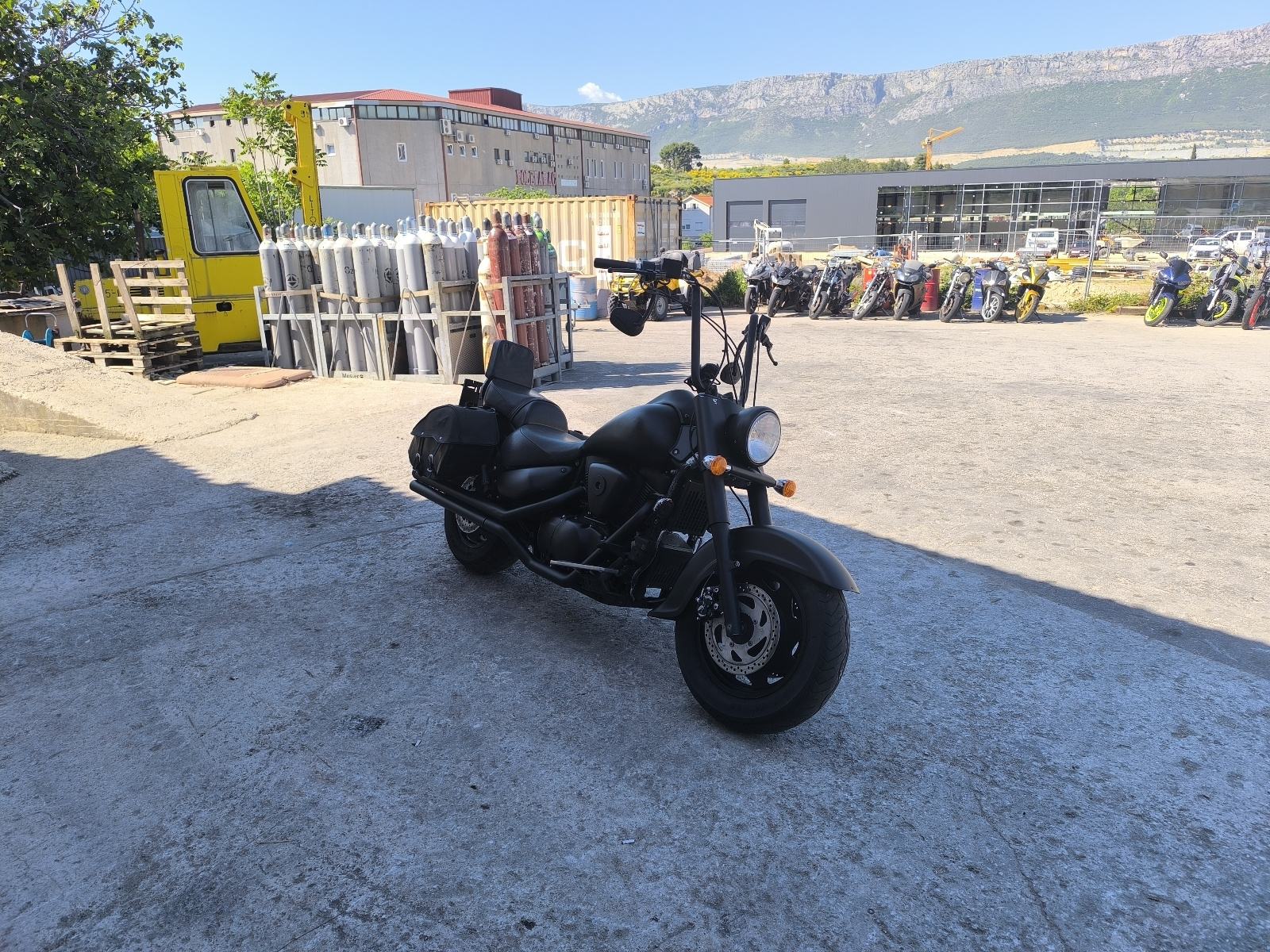 Suzuki VL 1500 Intruder, 2003 god.