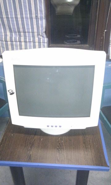 Monitor Benq v772 17