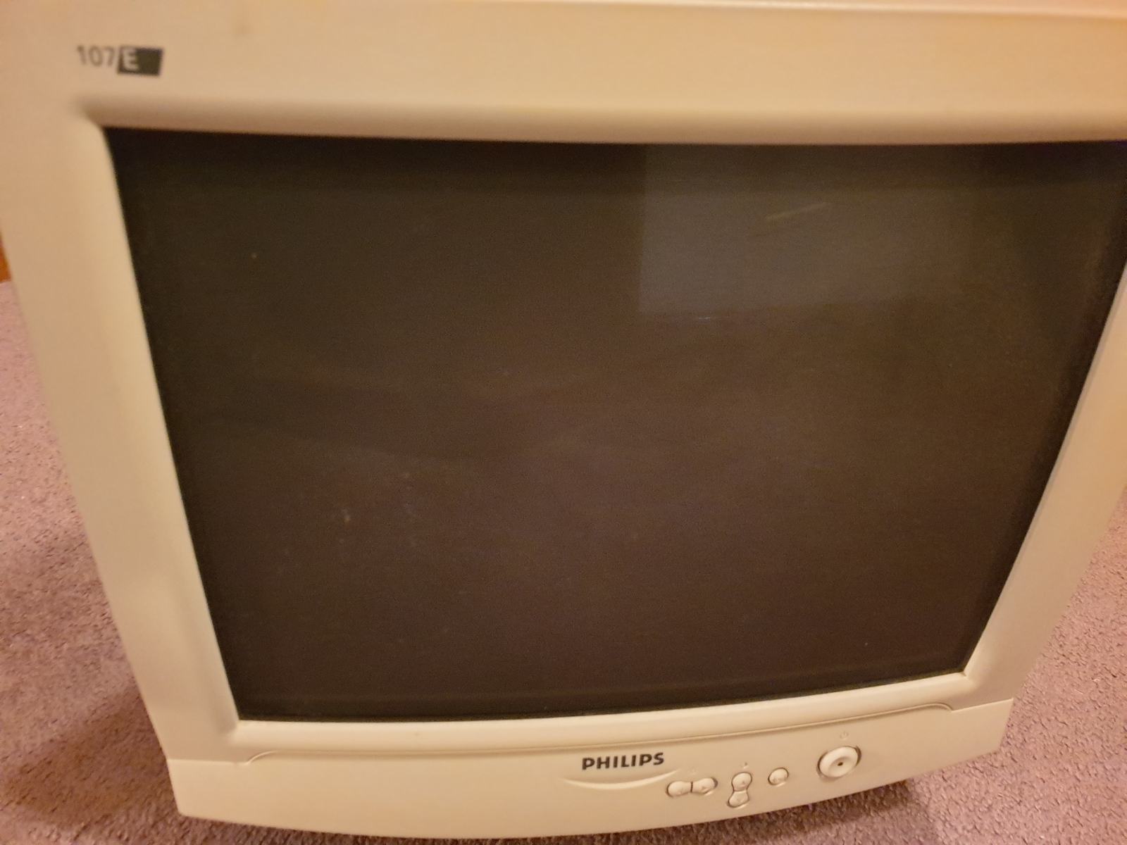 Philips 107E 17 CRT monitor