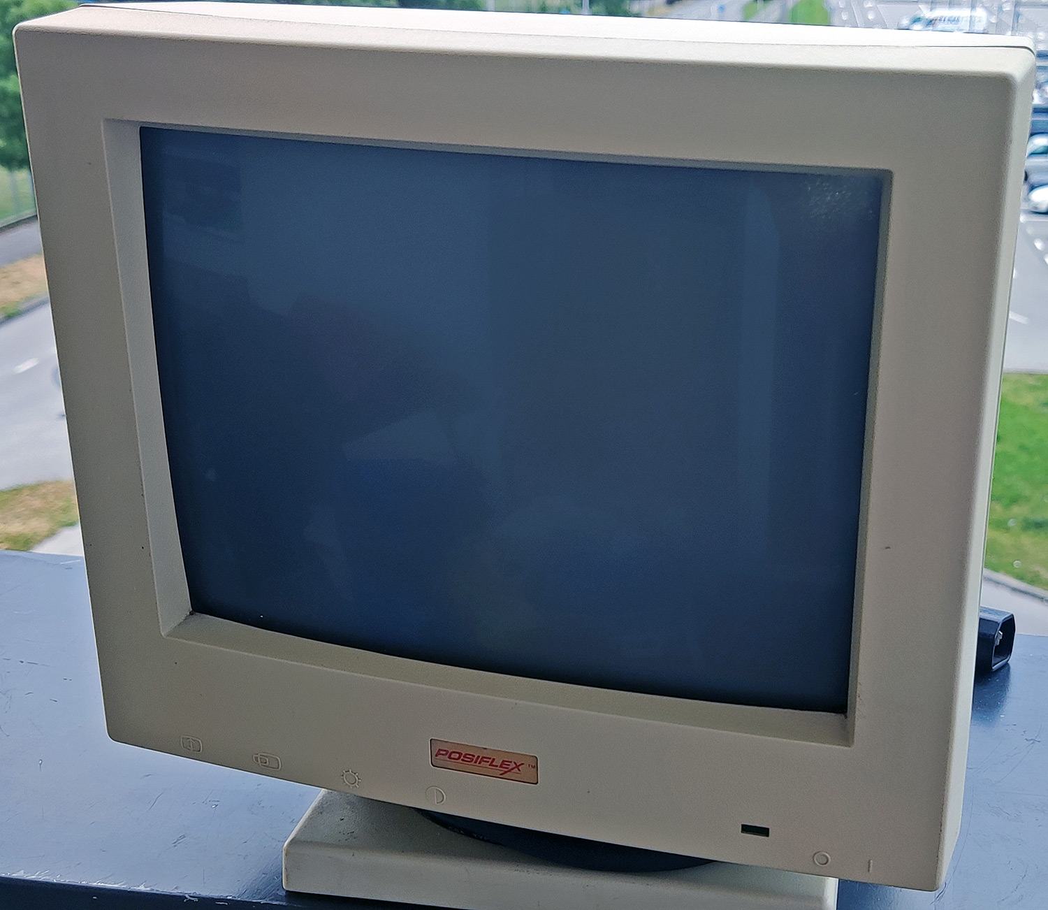 Retro mono CRT monitor 10 Super VGA ACULA AM-1038F monochrome