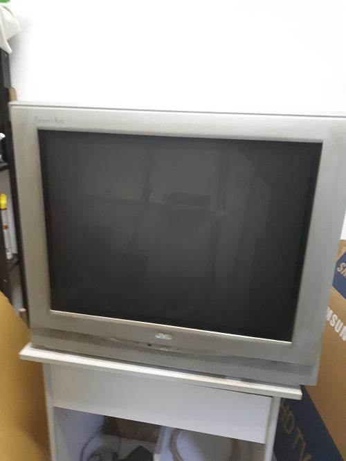 CRT tv JVC