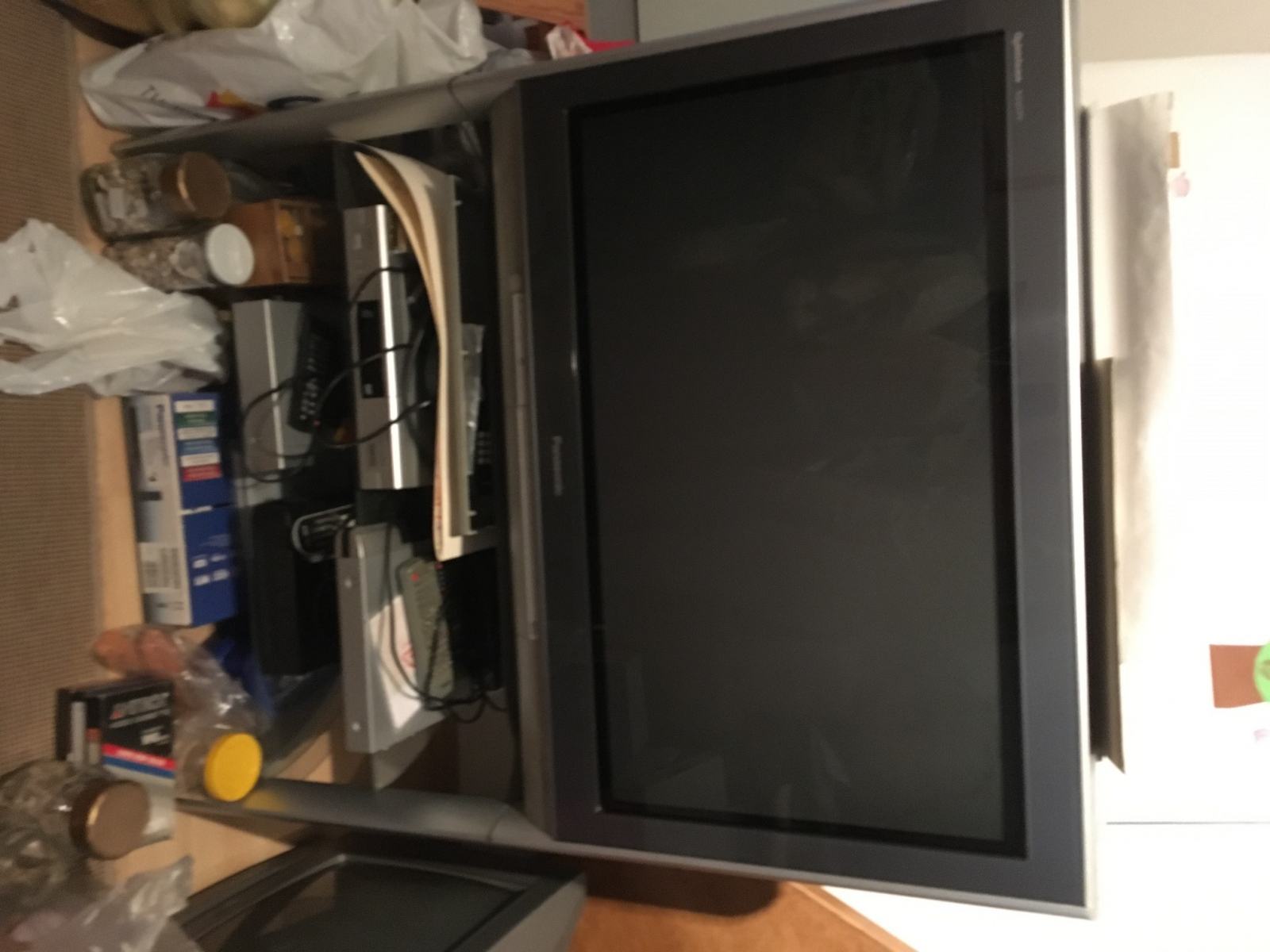 Panasonic Quintrix SR Acuity 36 CRT TV